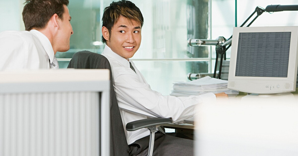 Office cliques: Is your workplace like high school 2.0? | LAist