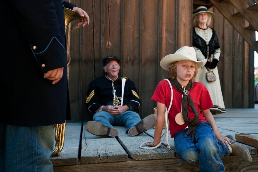 PHOTOS: Cowboy Festival draws Wild West, film fanatics | LAist