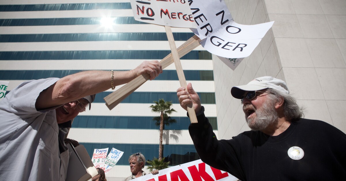 Demonstrators from inside and outside film industry protest SAG-AFTRA ...