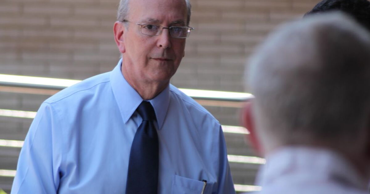 Democratic congressional candidate Bill Hedrick blasts Rep. Ken Calvert ...