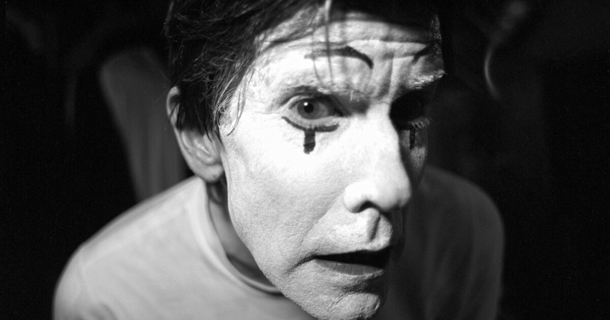 The sub-cult of Billy the Mime, an actual good mime. No, really. | LAist