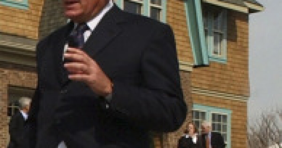 Former KB Home chief Bruce Karatz convicted in stock scheme | LAist