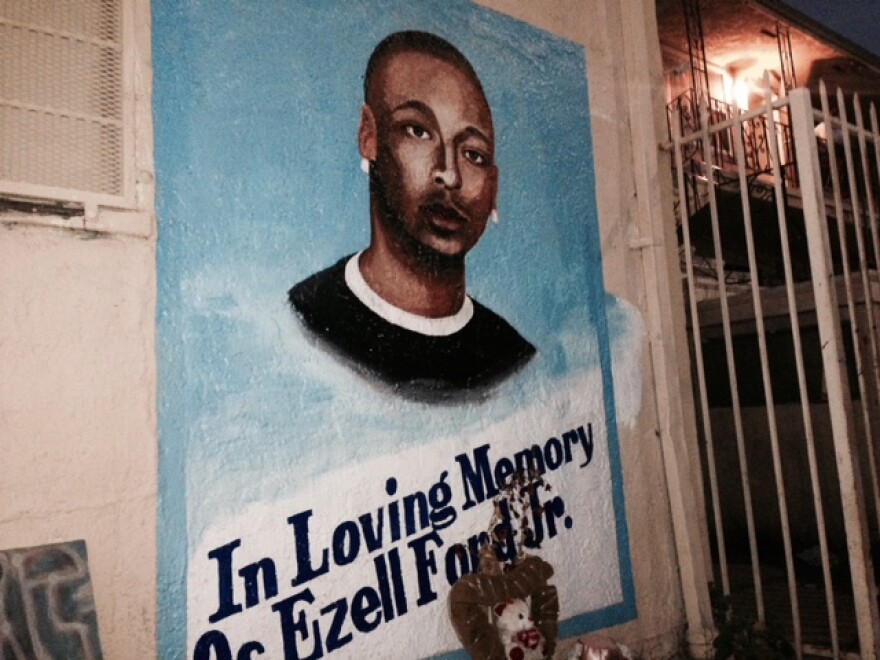 Ezell Ford Update: Autopsy shows gunshot in back at close range; Ford ...