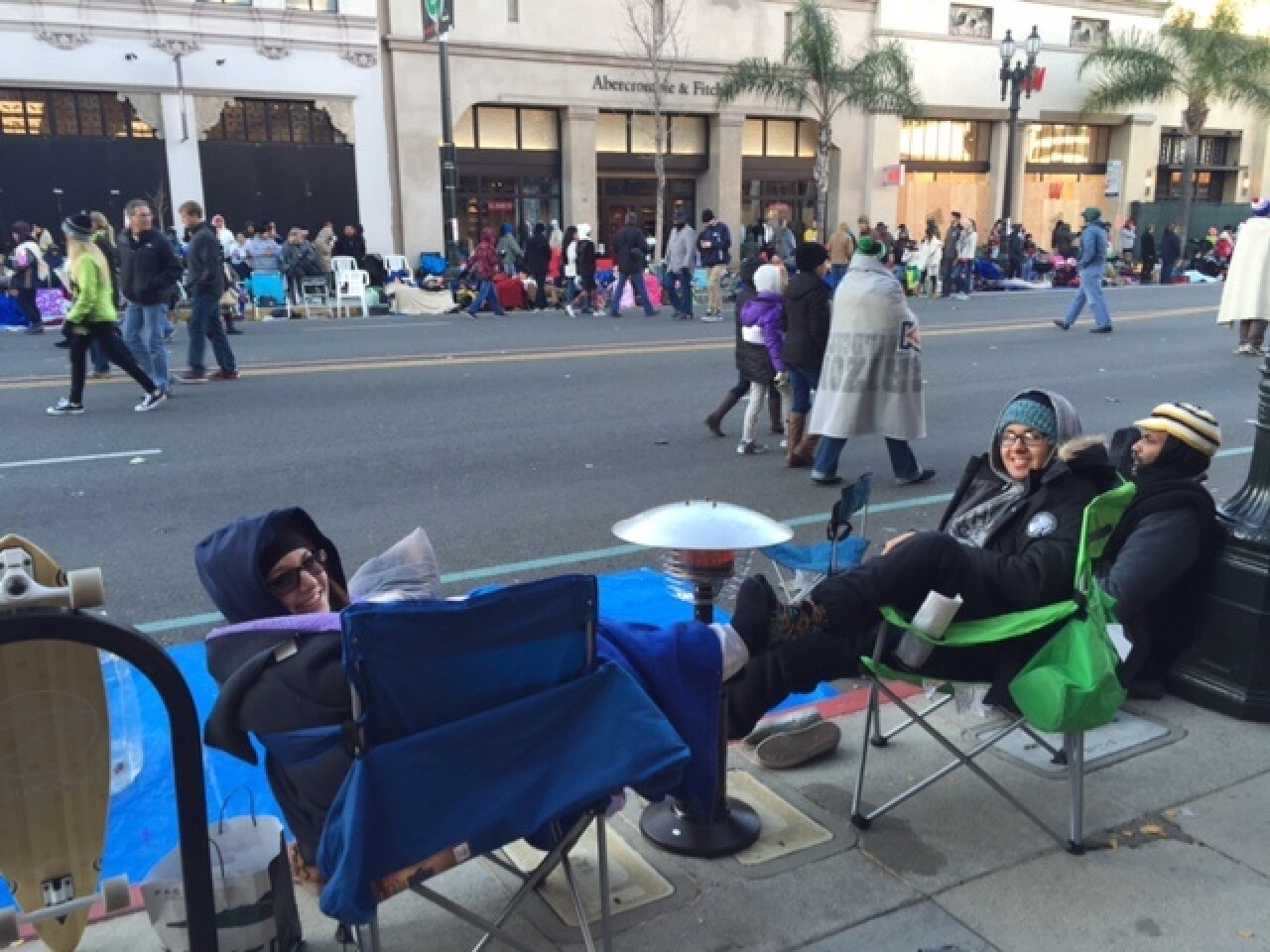 Your Insider's Guide To Going To The Rose Parade, From Tips On Viewing ...