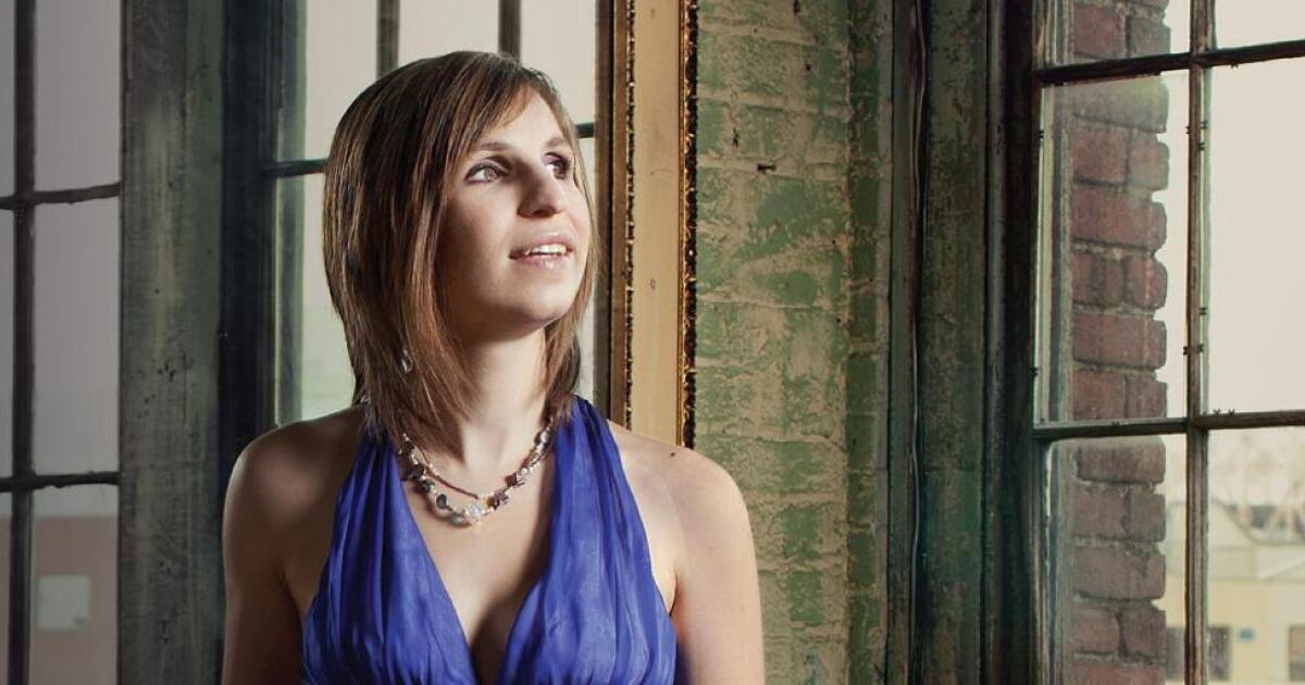 Why do people ask blind opera singer Laurie Rubin, "Do you dream in ...