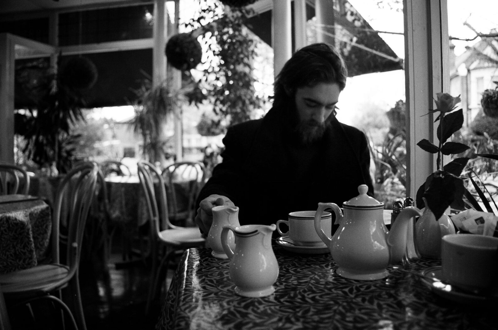 UK musician Keaton Henson on 'Birthdays' and finding fame online | LAist