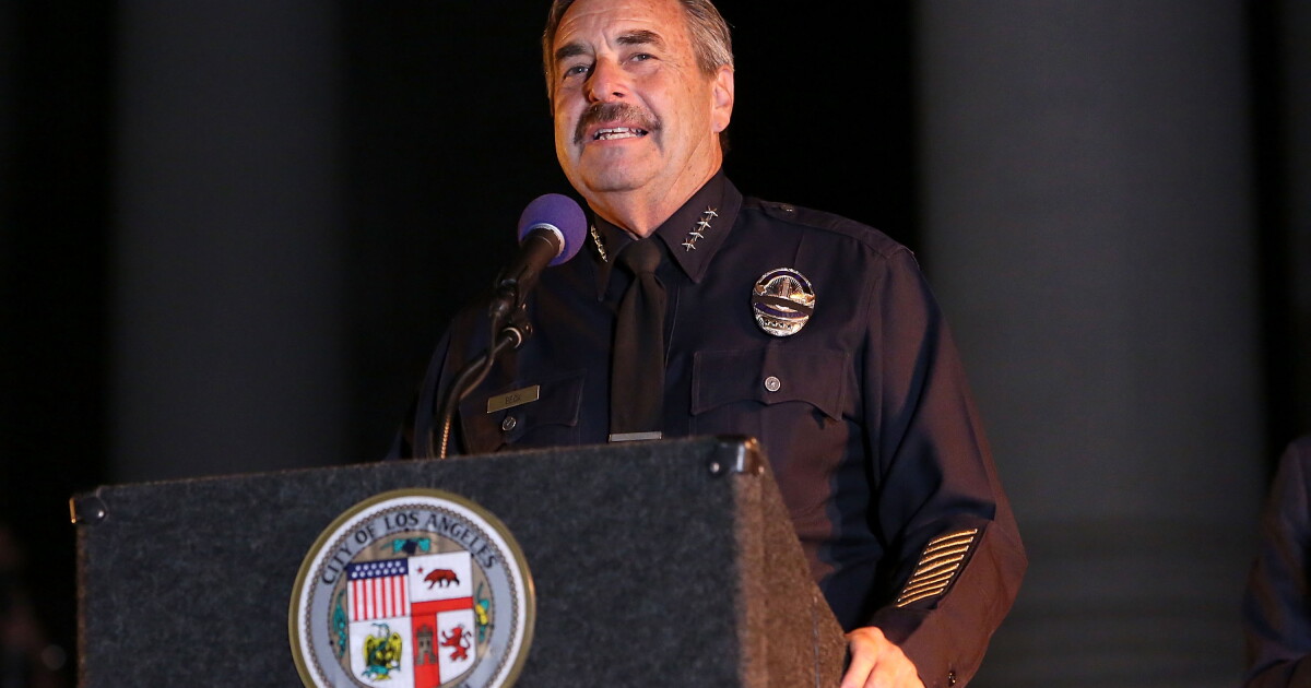 As Charlie Beck steps down, what to expect from the next LAPD chief | LAist