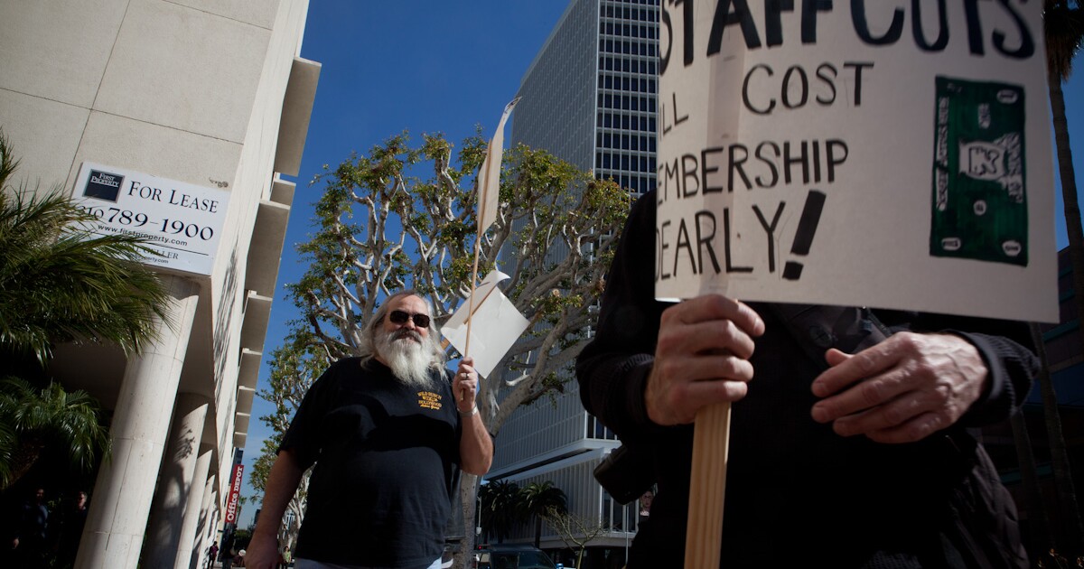 Senior SAG members spar over merger’s impact on pensions | LAist