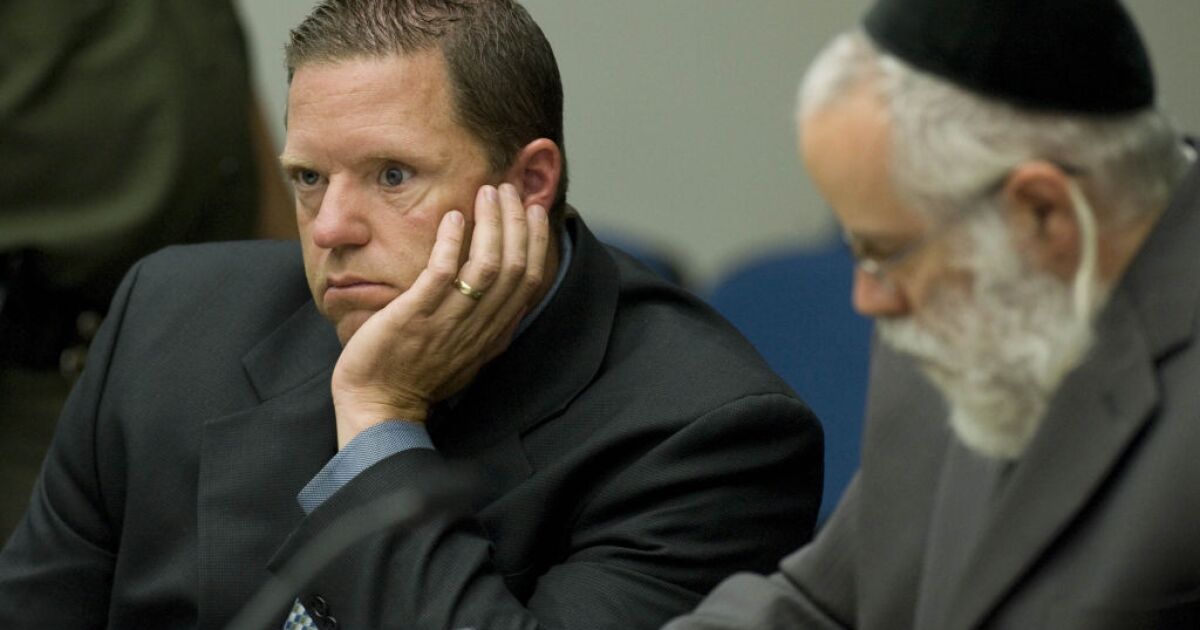 Kelly Thomas case: Judge will consider motion to dismiss charges ...