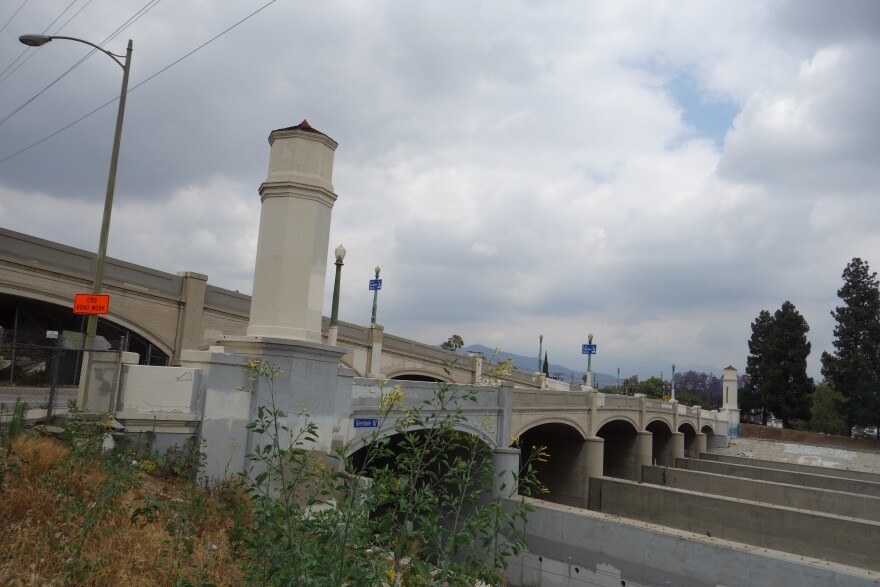 Conflict arises over plans for new Hyperion Bridge | LAist