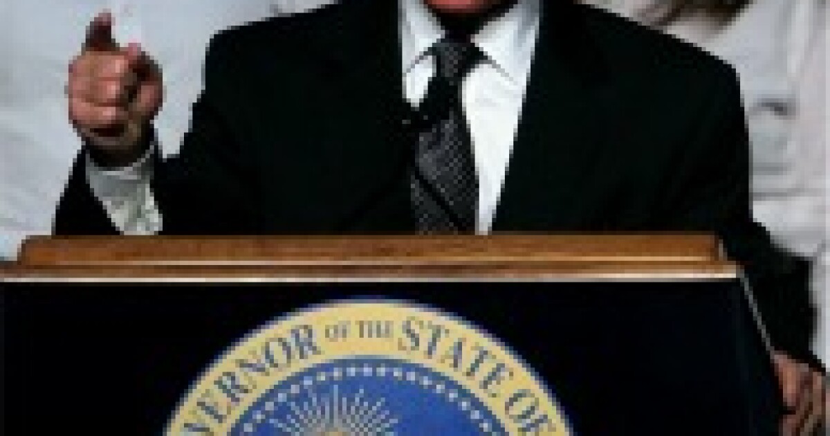 California signs on to National Popular Vote Interstate Compact | LAist