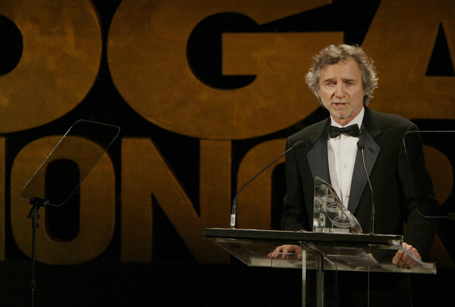 Brian Helgeland reflects on writing 'LA Confidential' with Curtis ...