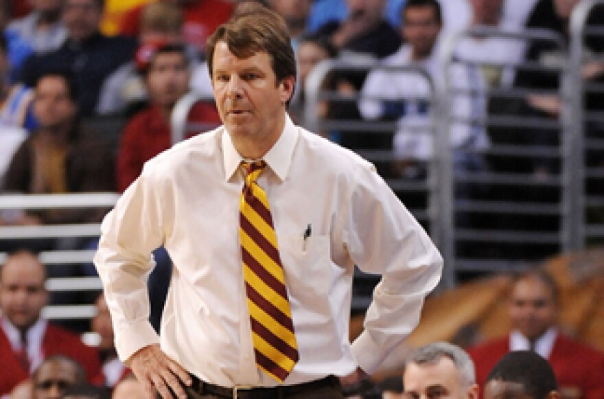 USC basketball coach Tim Floyd resigns | LAist