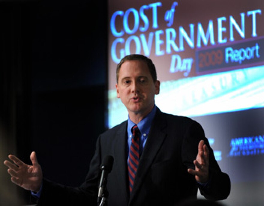 Senate candidate Chuck DeVore addresses CPAC, the Conservative ...