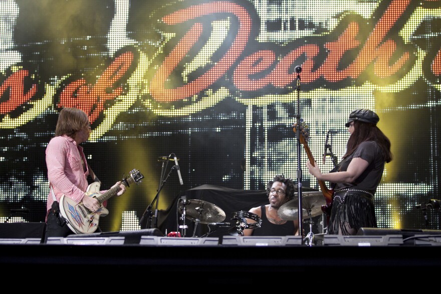 Eagles Of Death Metal become rallying point after Paris attacks | LAist