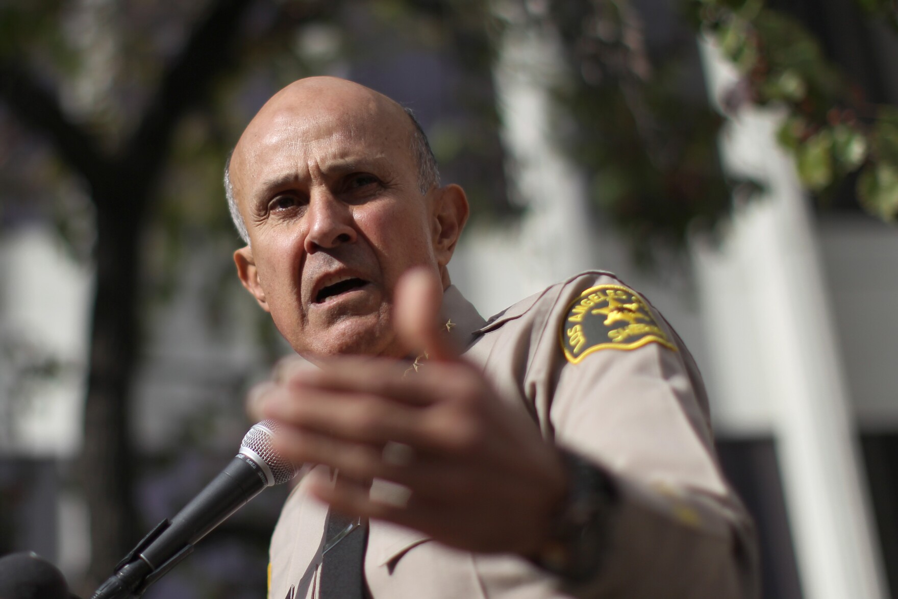 Former Sheriff Baca faces old employees in corruption trial | LAist