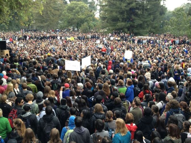 uc davis students pepper sprayed