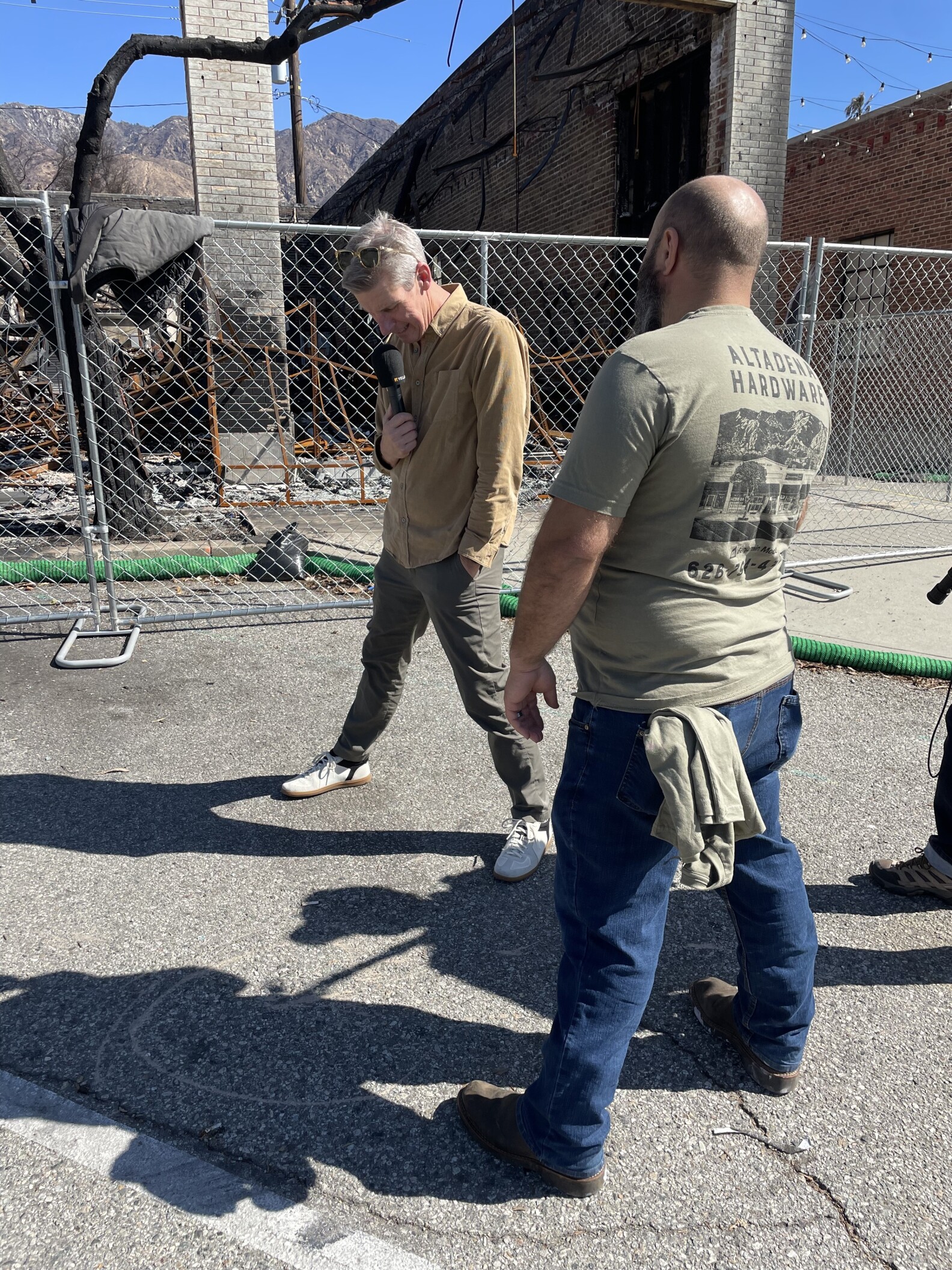 Can Altadena businesses rise from the ashes? | LAist