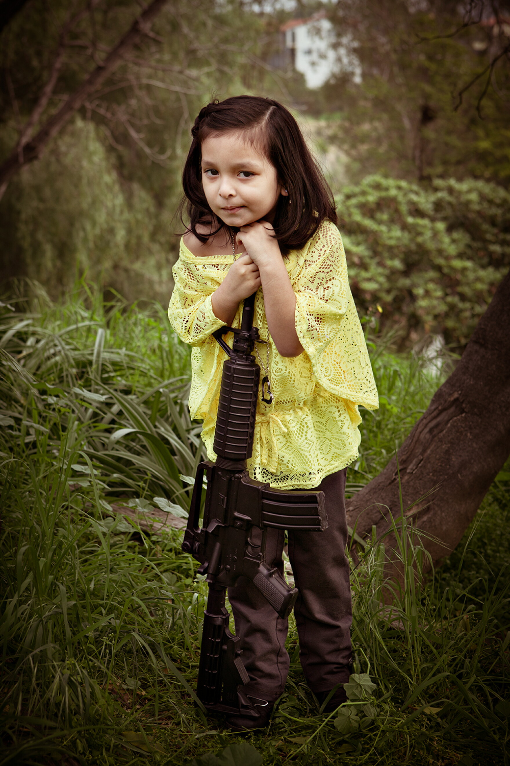 LA exhibit mixes kids and guns as shock advocacy | LAist