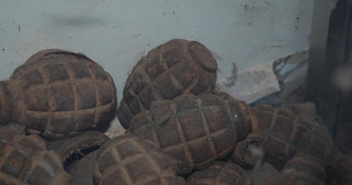 Old military explosives found in yard of Lawndale home | LAist