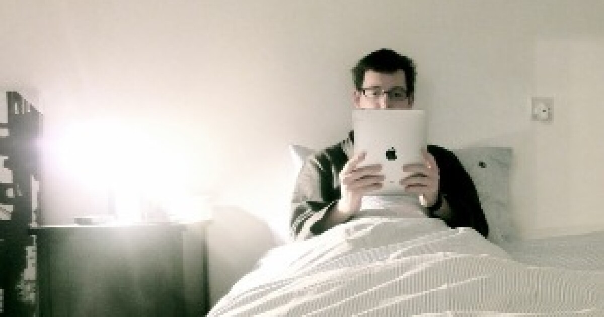 Using technology before bed can lead to insomnia | LAist