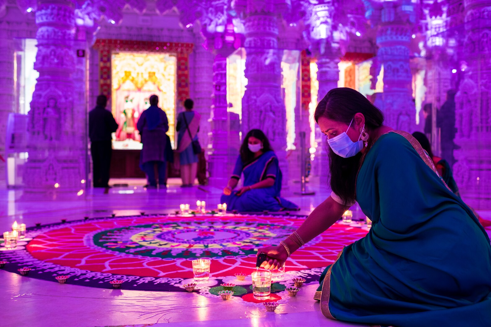 How to celebrate Diwali, the Hindu Festival Of Lights, in LA | LAist
