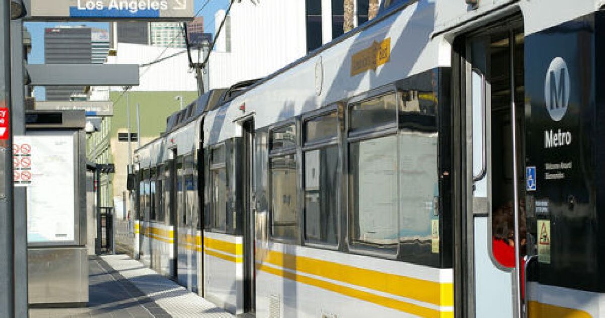 Blue Line safety upgrades underway for Metro's most dangerous line | LAist